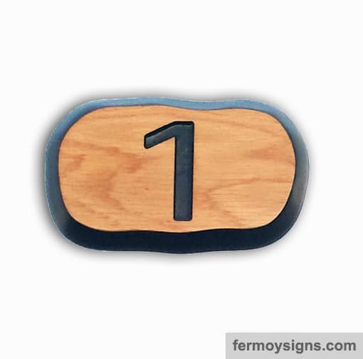 AH8V Oak House Number - Unique House Numbers from €35,00 EUR